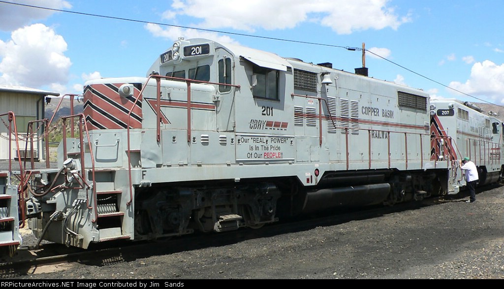 CBRY 201 At Shops 2005